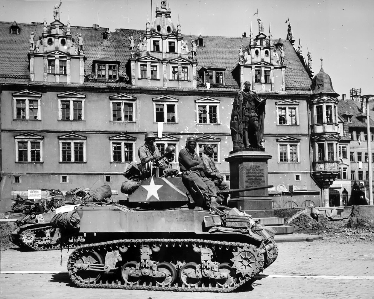 Prince Albert Statue In Coburg Germany 3D Printing KitMaker Network prince-albert-statue-in-coburg-germany-3d-printing-kitmaker-network