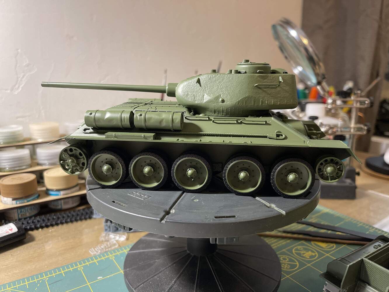 Tamiya T-34/85 Kit (#35138) - 1987 - WWII Allied - KitMaker Network