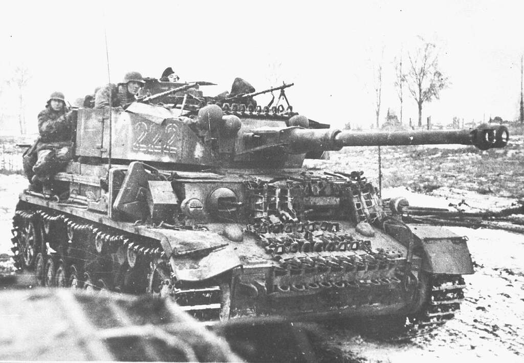 Panzer IV - Corraling "The Workhorse" - WWII Axis - KitMaker Network