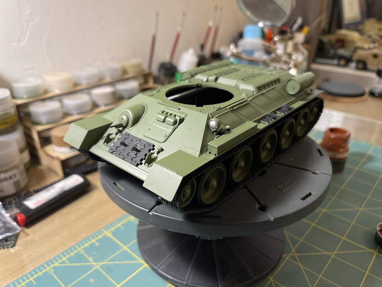 Tamiya T-34/85 Kit (#35138) - 1987 - WWII Allied - KitMaker Network