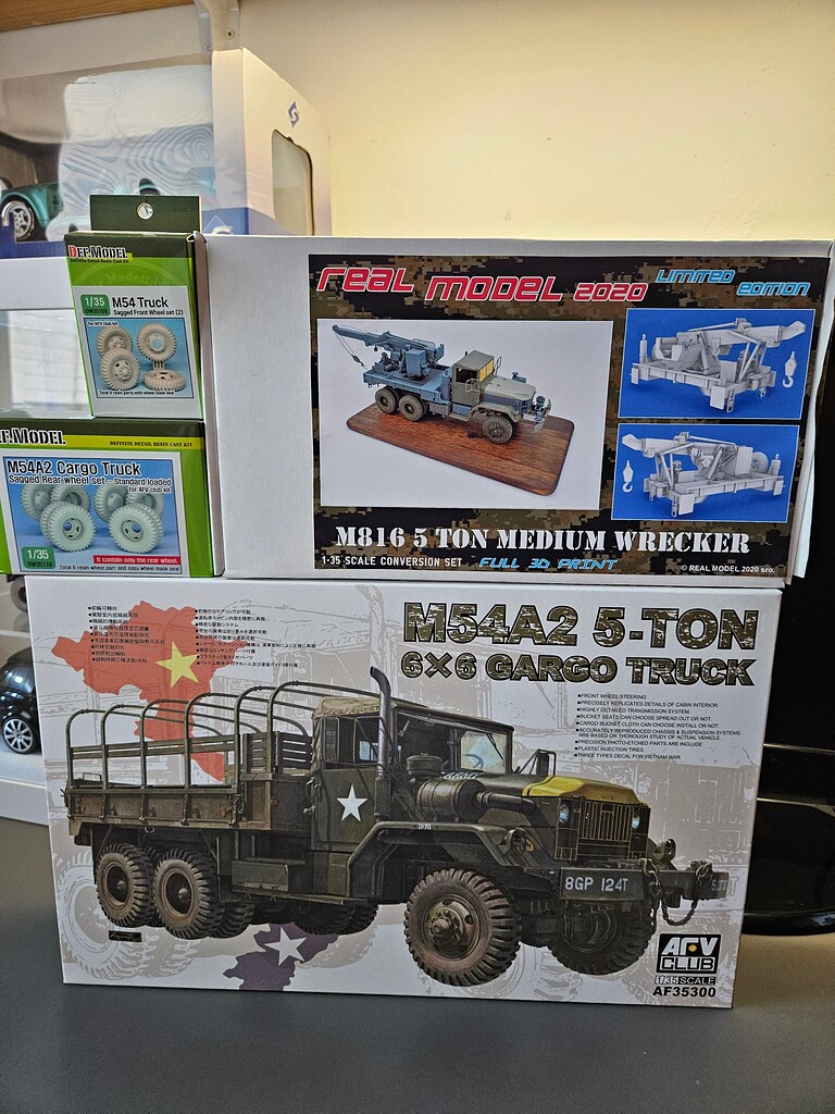 AFV Club/ Real Model M816 5ton wrecker - Cold War - KitMaker Network