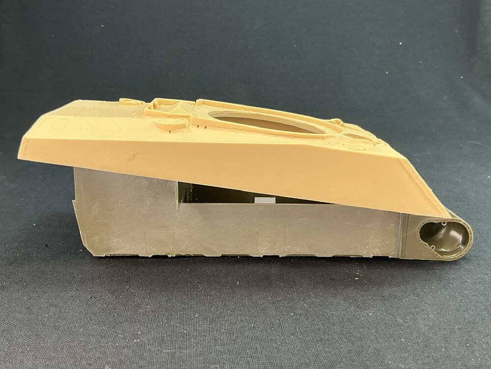 M4 (105 mm) HVSS Sherman - Armor/AFV - KitMaker Network