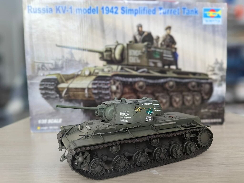Trumpeter 00358 Russia KV-1 model 1942 Simplified Turret Tank - WWII ...