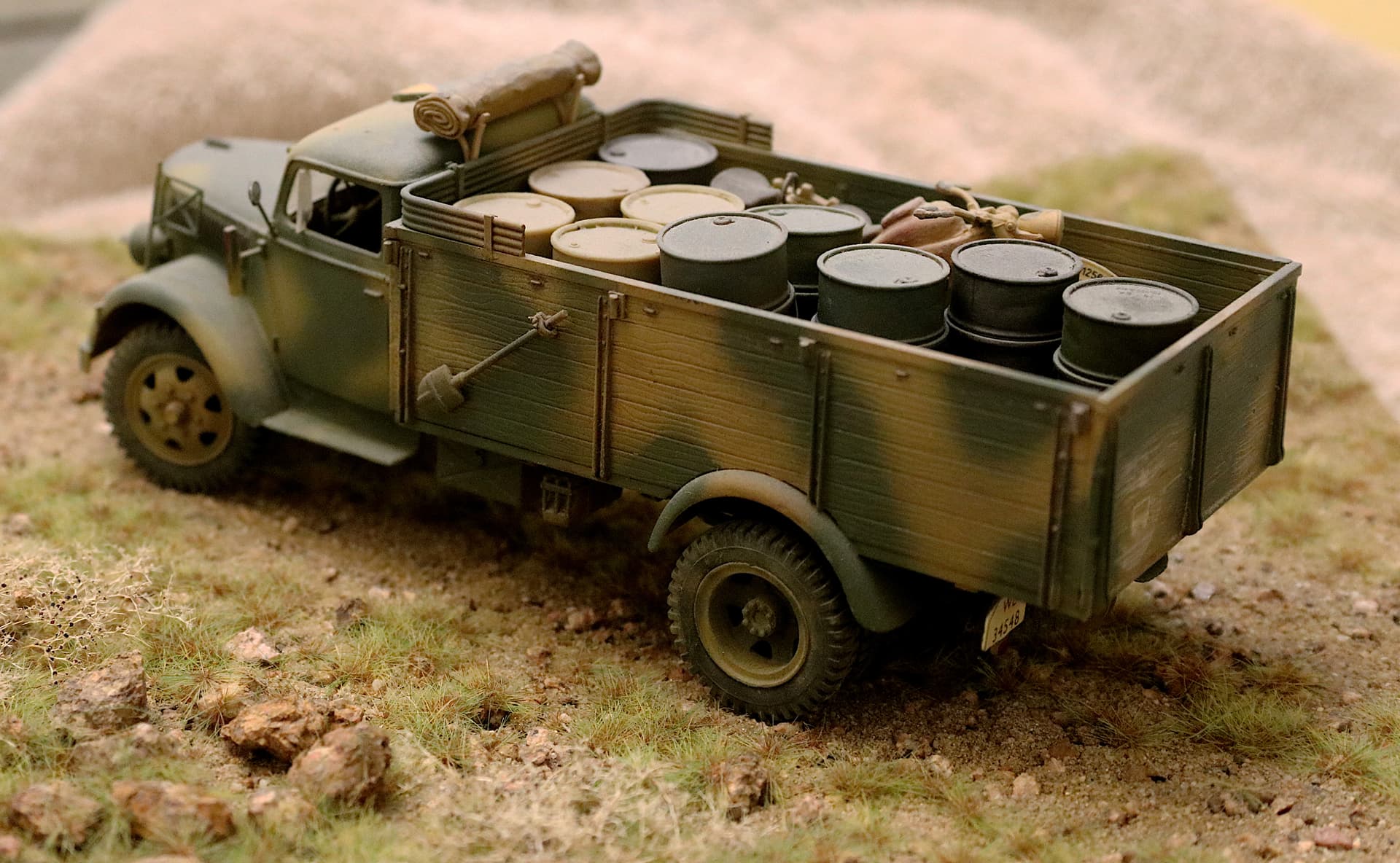 First Use: "Desert Plains" Display Base by MIG - Armor/AFV - KitMaker ...