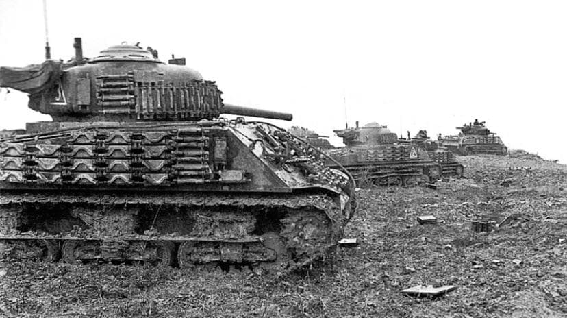 Spare tracks on Tanks? - WWII Axis - KitMaker Network