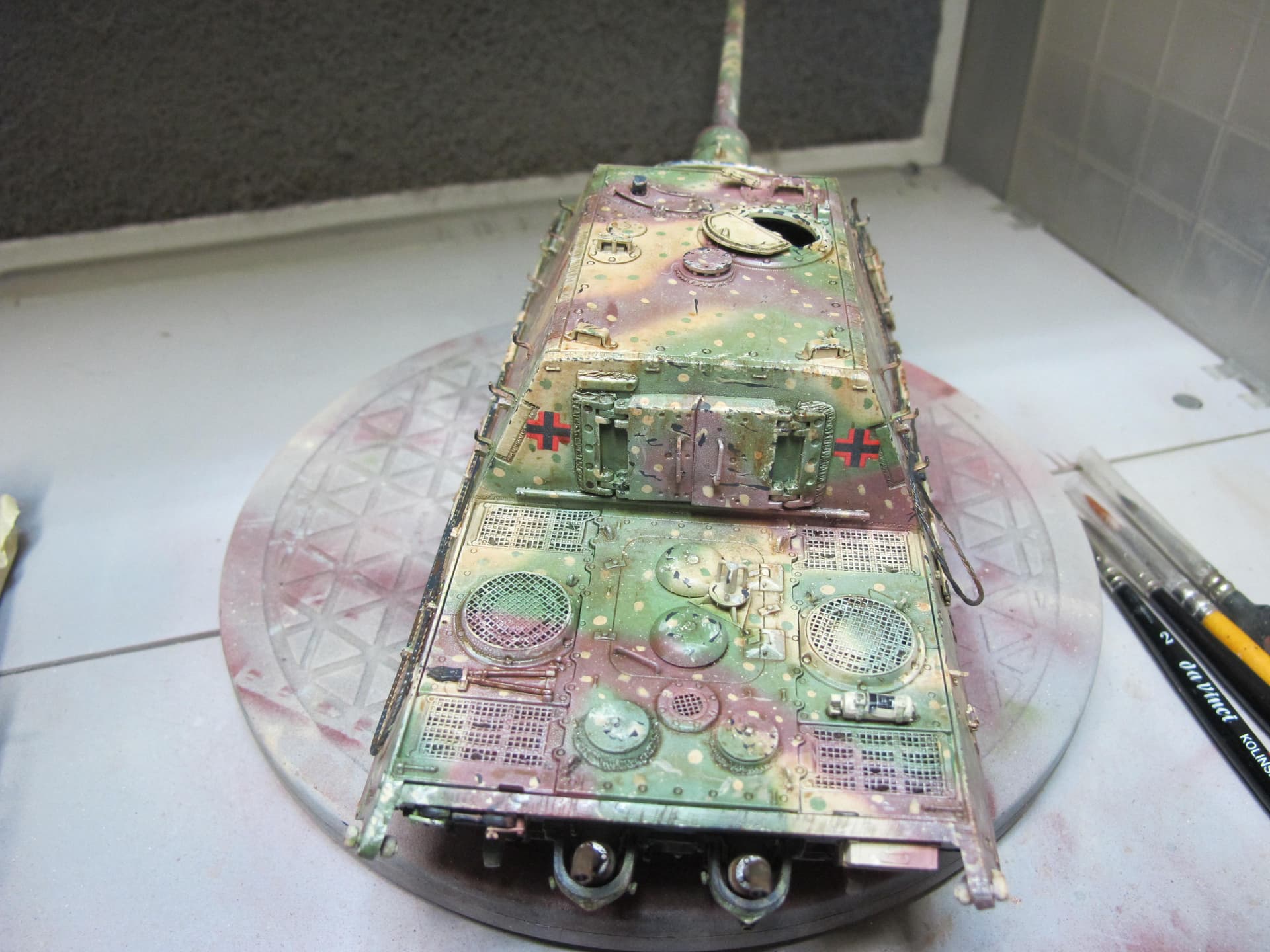 Jagdtiger no. 331 - Dioramas - KitMaker Network