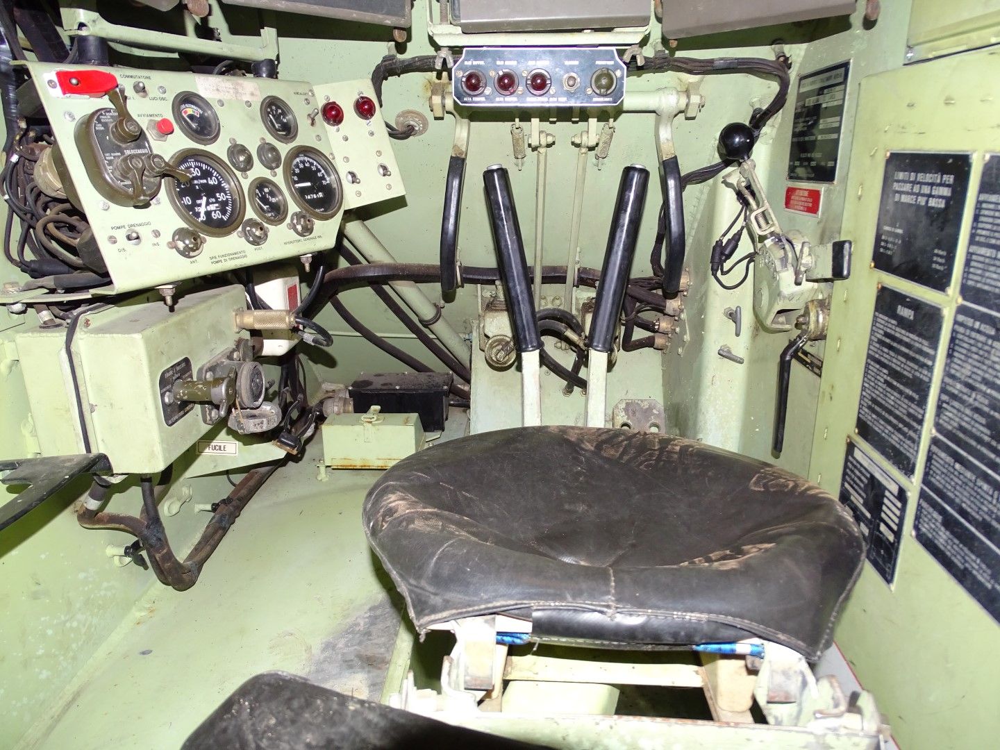 Building A 1/16th. M113 ACAV from Takom - Cold War - KitMaker Network